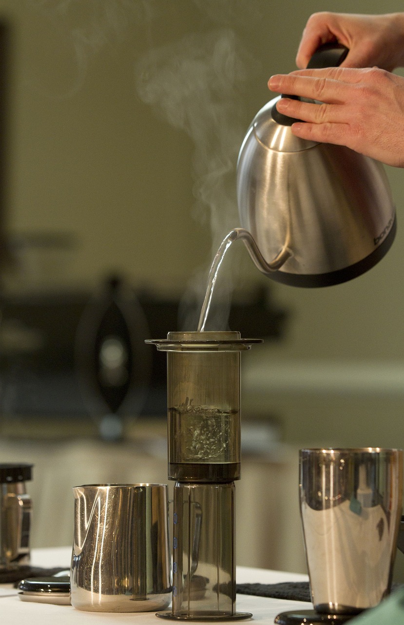 How to Make Coffee the Old-Fashioned Way | Coffee or Bust